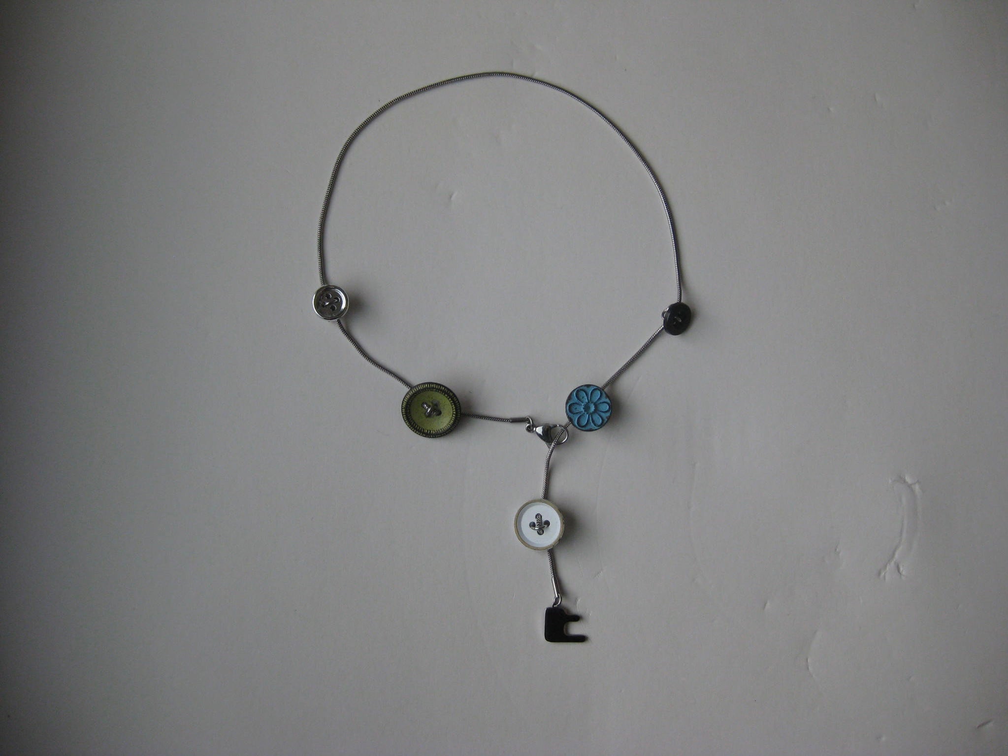 Button Poem 8 – Daon Toroid